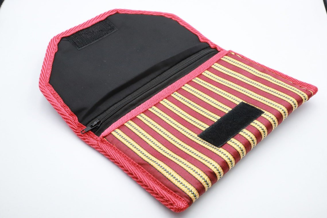 Palestinian Embroidered wallet Embroidered Palestine Tatreez Wallets ...